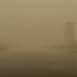 Watch how the scenery of Cairo turned with the arrival of the dust ...