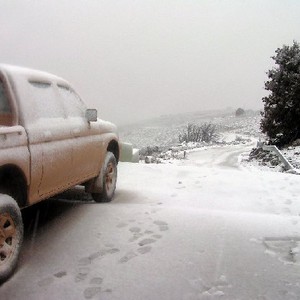 In a rare event, snow falls on the top of Jabal Shams in Oman ...