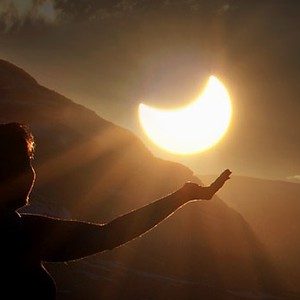How do we pray the eclipse prayer? | ArabiaWeather | ArabiaWeather