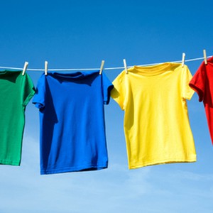 What is the relationship of clothing colors to heat absorption ...