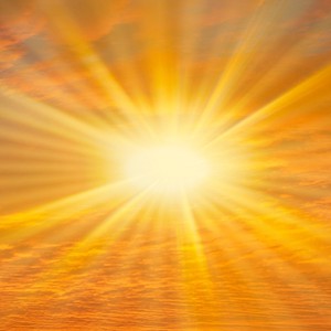 5 نصائح ذهبية للحماية من أشعة الشمس الحارقة في الصيف | طقس العرب