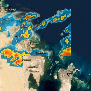 Dammam 6 45 Pm A Belt Of Thunderstorms Which Begins To Enter The