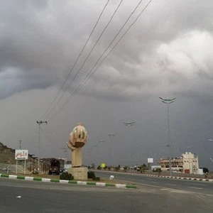 السعودية فرصة لزخات رعدية من المطر قد تطال أجزاء من منطقة مكة المكرمة