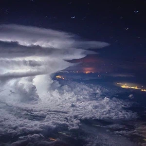 السعوديون ينتظرون نوفمبر شهر الامطار والعواصف الرعدية Arabiaweather