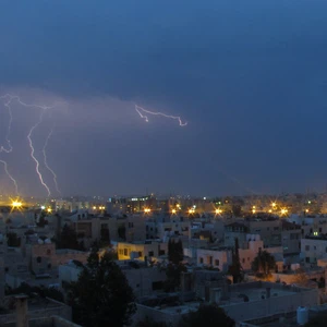 أحوال جوية غير مستقرة على فترات نهار السبت وفرصة الأمطار الرعدية واردة