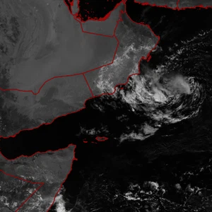 الأرصاد العمانية تصدر البيان رقم 2 حول الحالة المدارية في بحر العرب