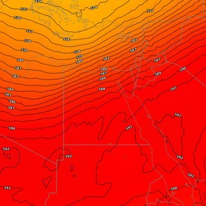Egypt Hot Summer Weather Accompanied By Active Winds That Raise Dust