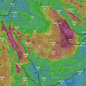 Saudi Arabia Active Winds Raise Dust And Dust In The East And Center